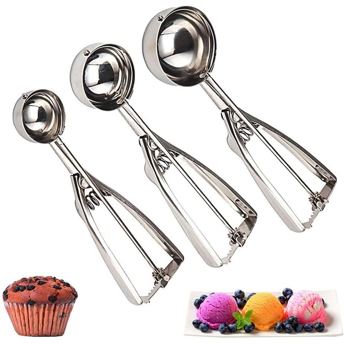 Kitchenware and Baking Accessories > Cake Cutting and Decorating Knives ...